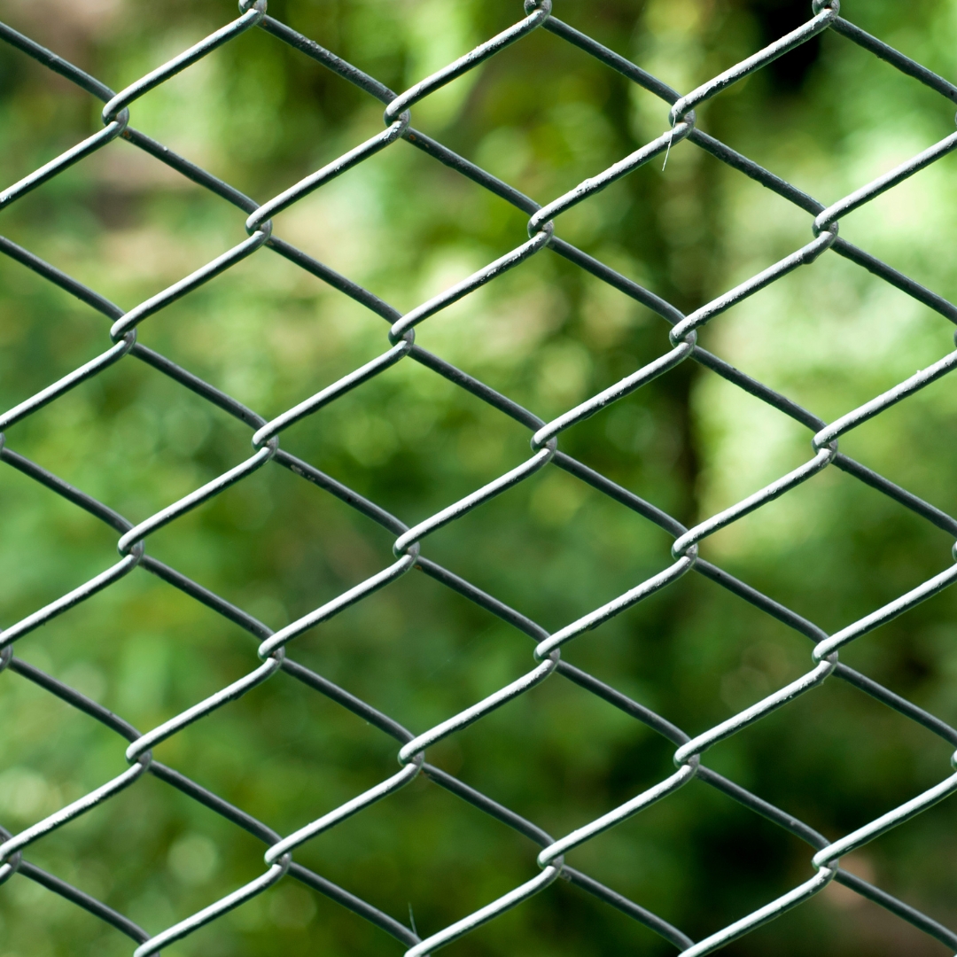 Poultry Chainlink Fencing - Srilakshmiwirenetting