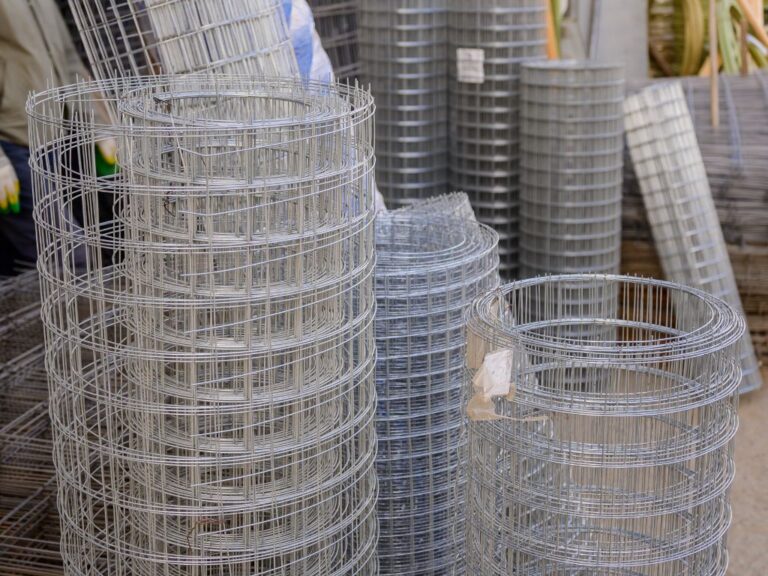 Exposing Weld Mesh Fencing’s Power and Flexibility - Srilakshmiwirenetting